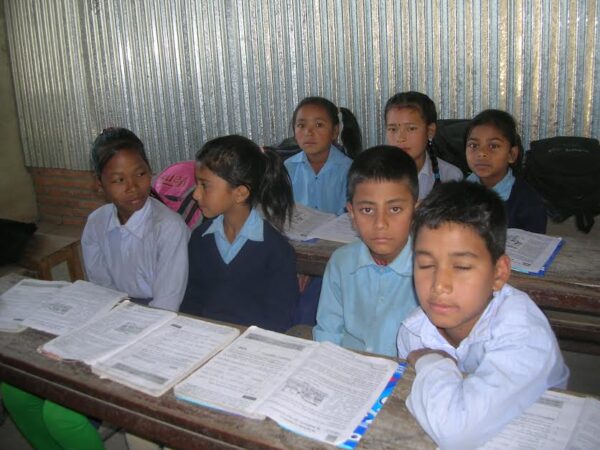 Beginners ESL Curriculum EFL Textbooks - Includes games and activities